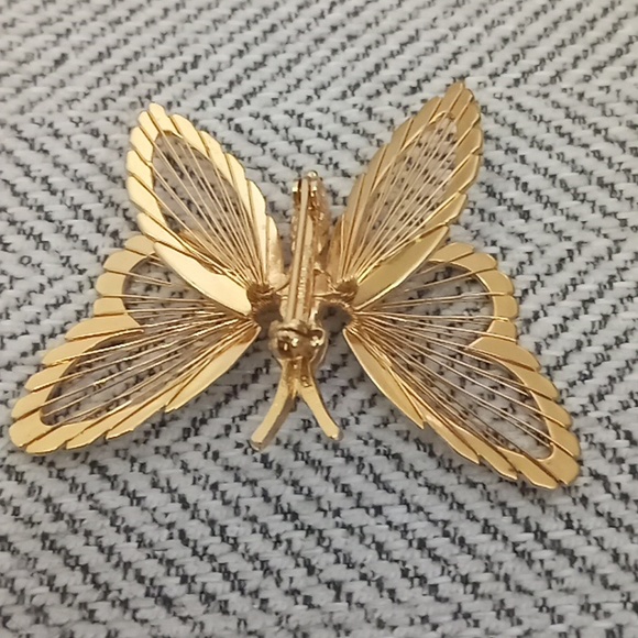 Monet | Jewelry | Vintage Monet Butterfly Brooch White And Gold Tone ...